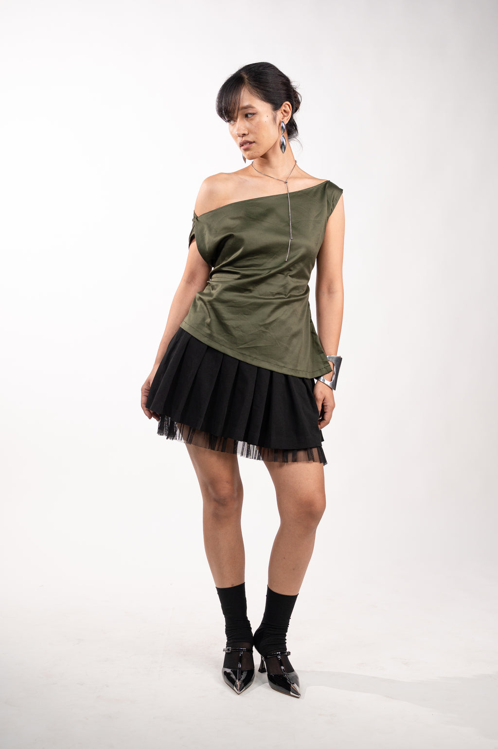 Olive Green Rectangle-Cut Top – Panthera